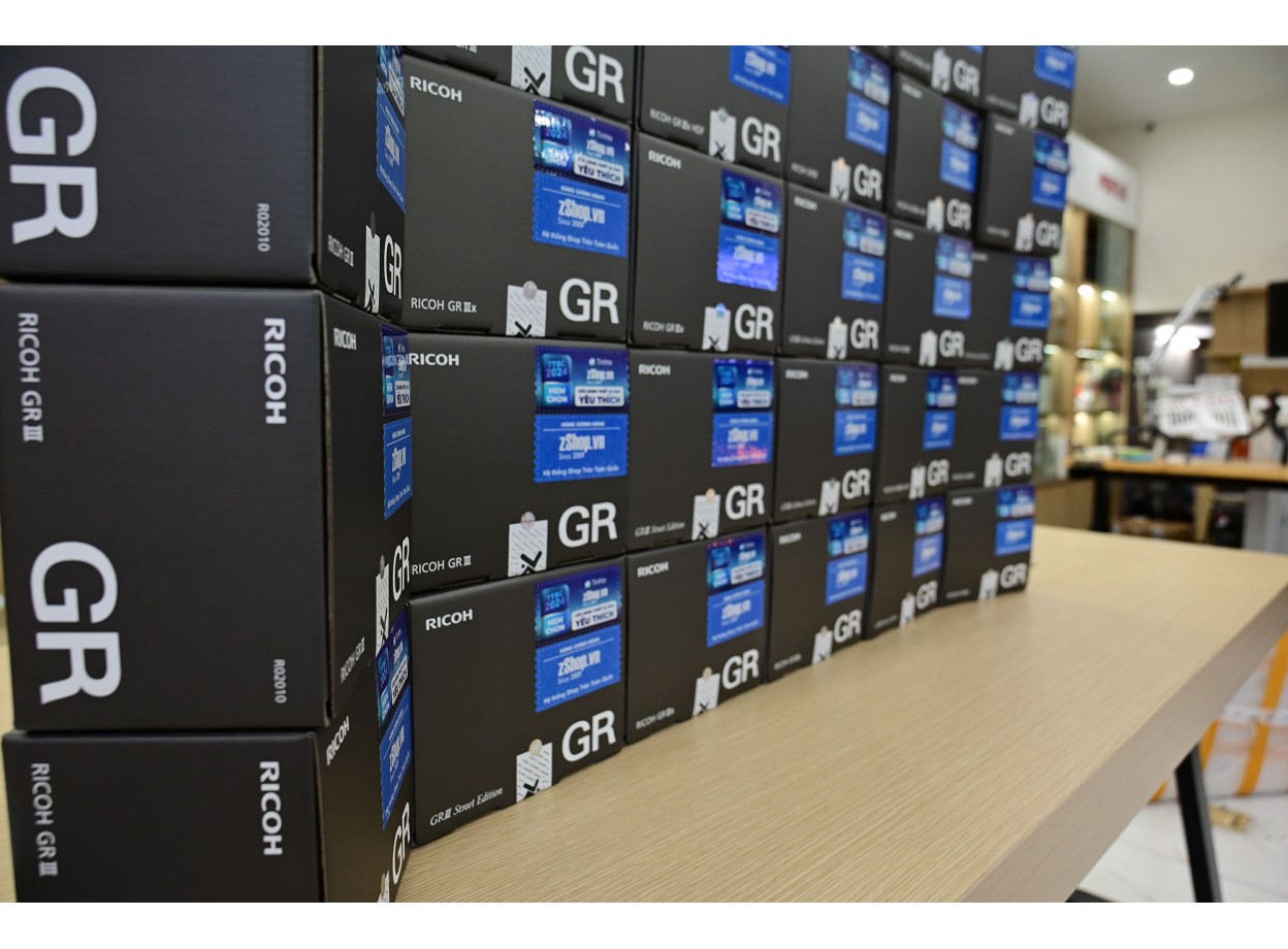 Ricoh GR III (GR3) Chính hãng | Máy ảnh GRIII - Báo giá mới