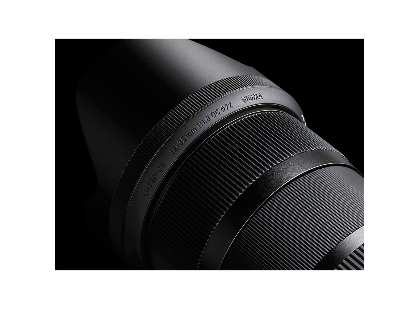 Sigma 18-35mm f/1.8 DC HSM Art for Canon - Likenew